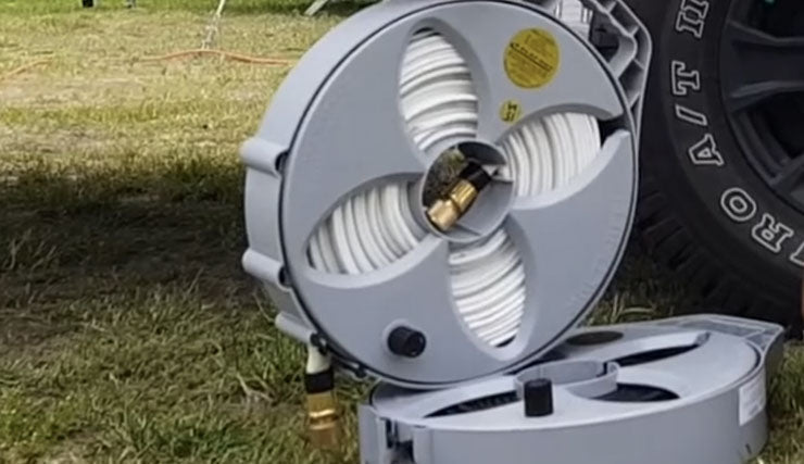 A Guide to Rolling Flat Hoses and Storage Wheels – Camec